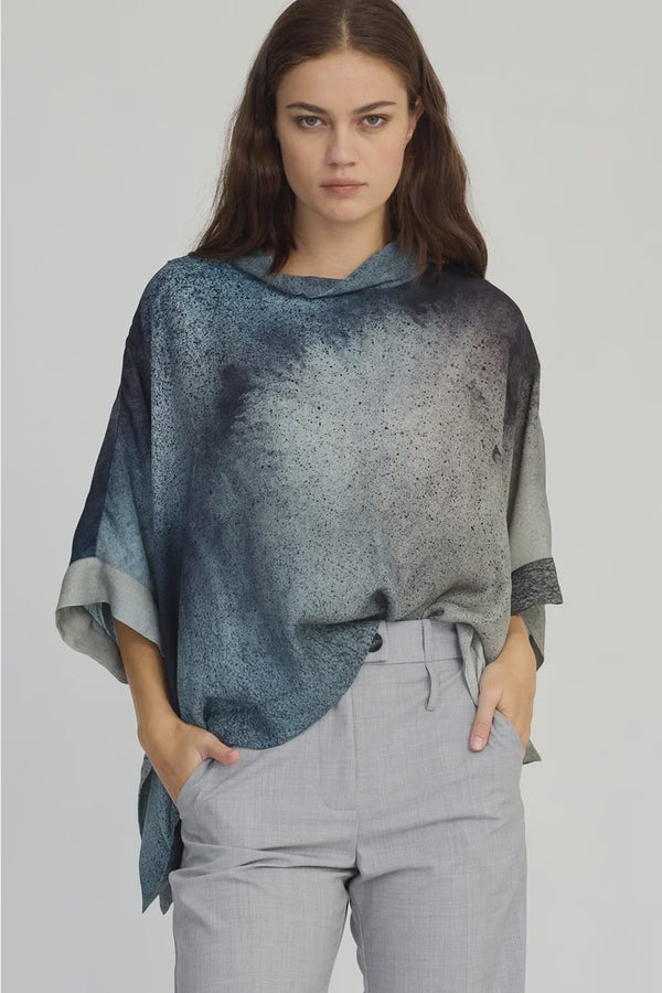TAYLOR Vortex Top/Wind Particle Print – Bella of Wanaka